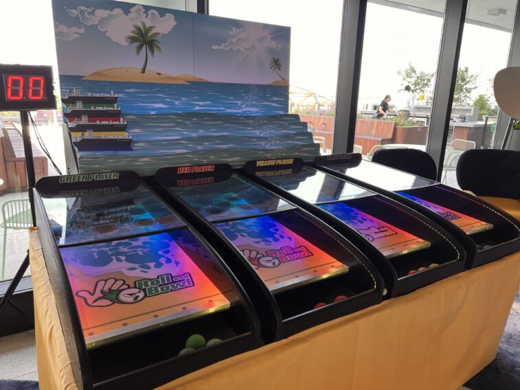 Beach themed roll and bowl